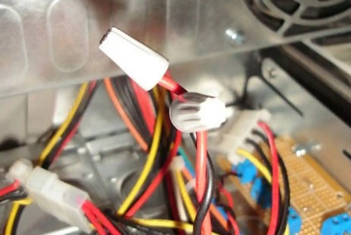 Add Extra Fans to Your Mac | Macinstruct